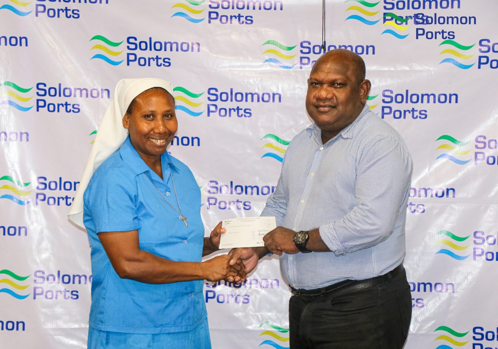 Solomon Ports provides new water tanks to Wagina Community - Solomon ...