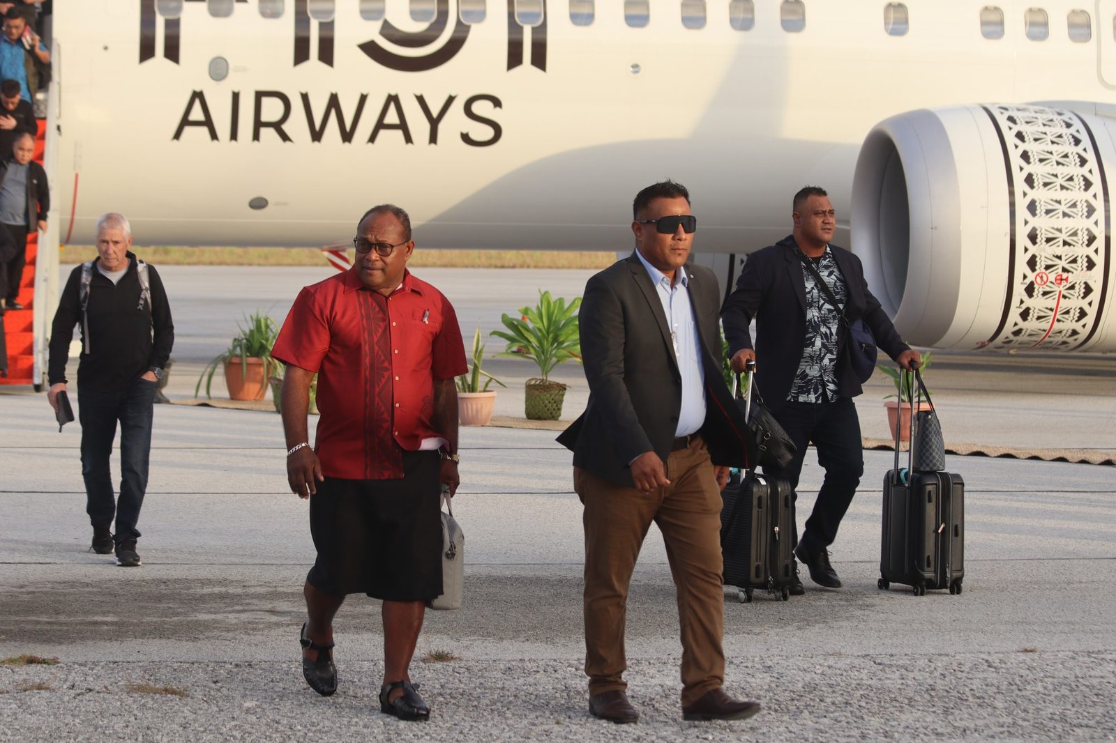 DPM Maelanga and Minister Giro arrives in Kiritimati Island for 3rd PNA ...